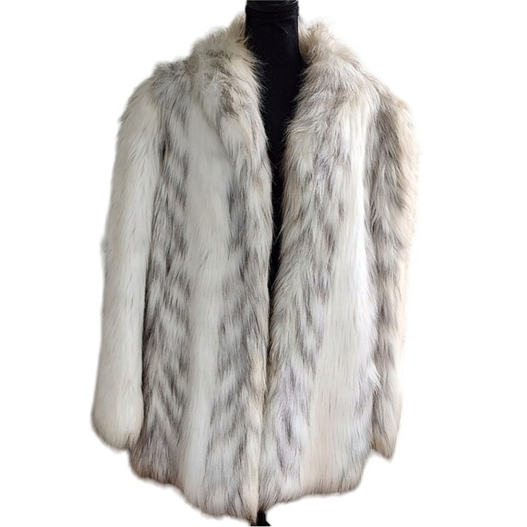 Monterey Fashions | Jackets & Coats | Vintage Elegant White And Gray ...